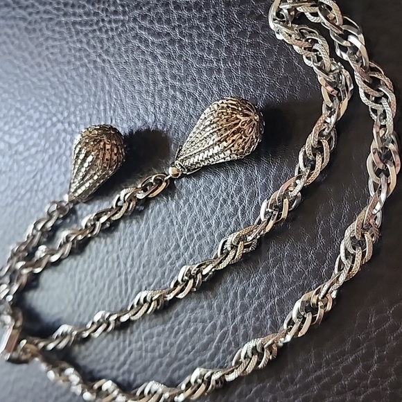 Jewelry | Vtg Silver Twisted Bolo Chain Necklace | Poshmark
